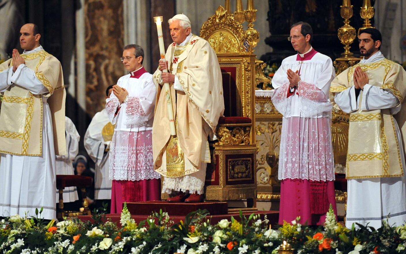 Hristos a Inviat pentru catolici si protestanti! - Stirileprotv.ro