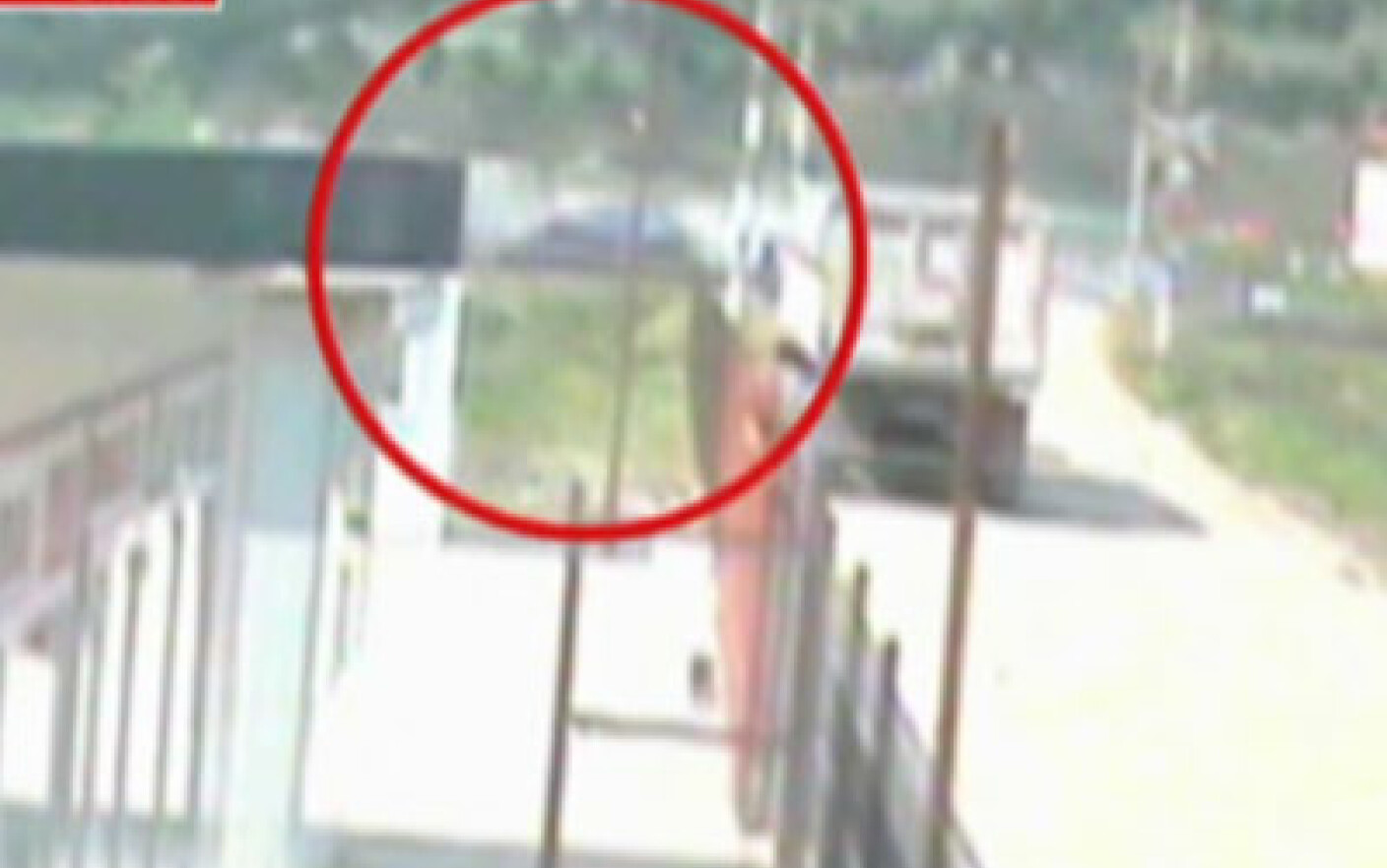 Video - REVOLTATOR! Doi COCALARI care se