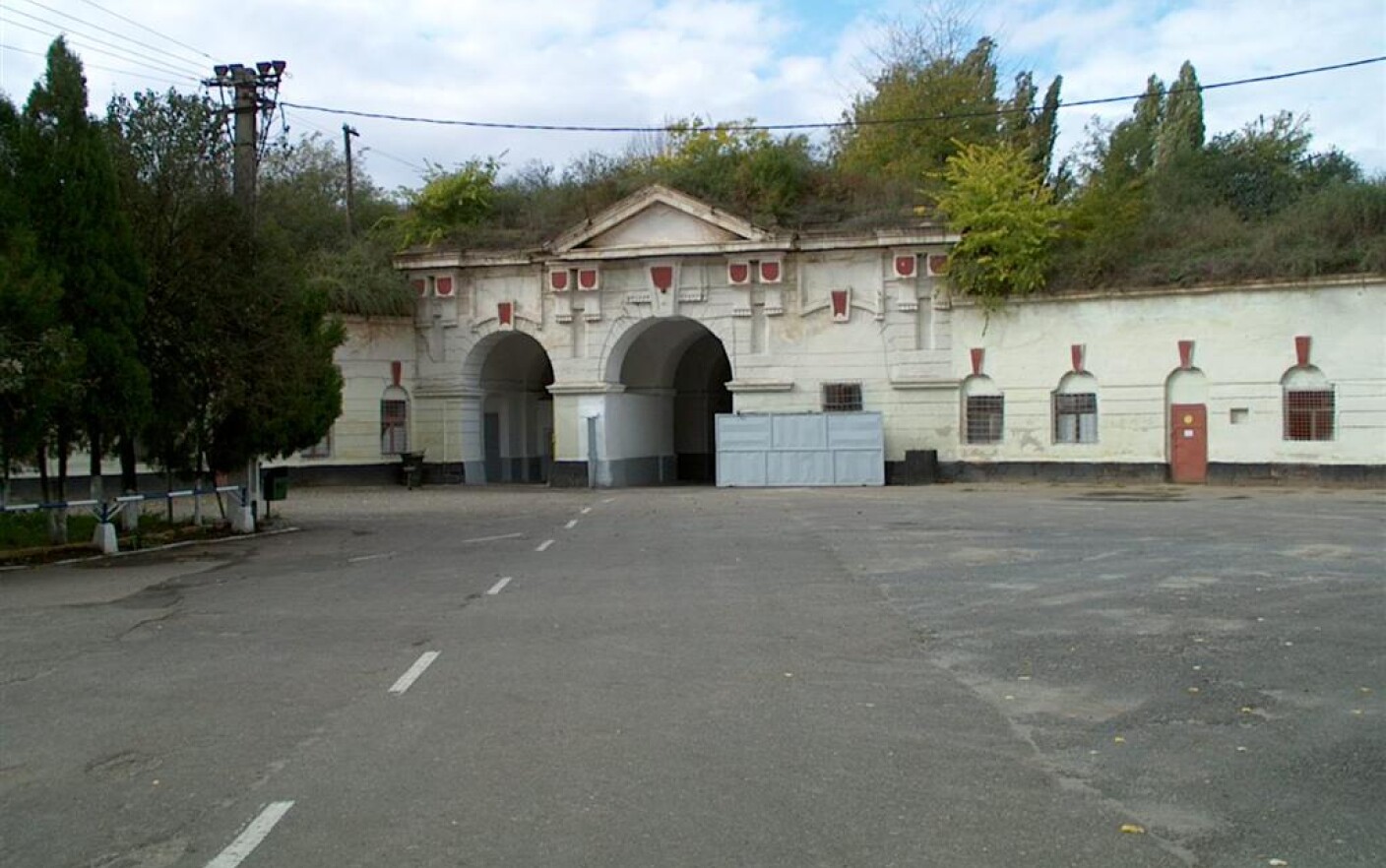 Primaria Arad baga 17 milioane lei in fosta unitate militara Gai pentru ...