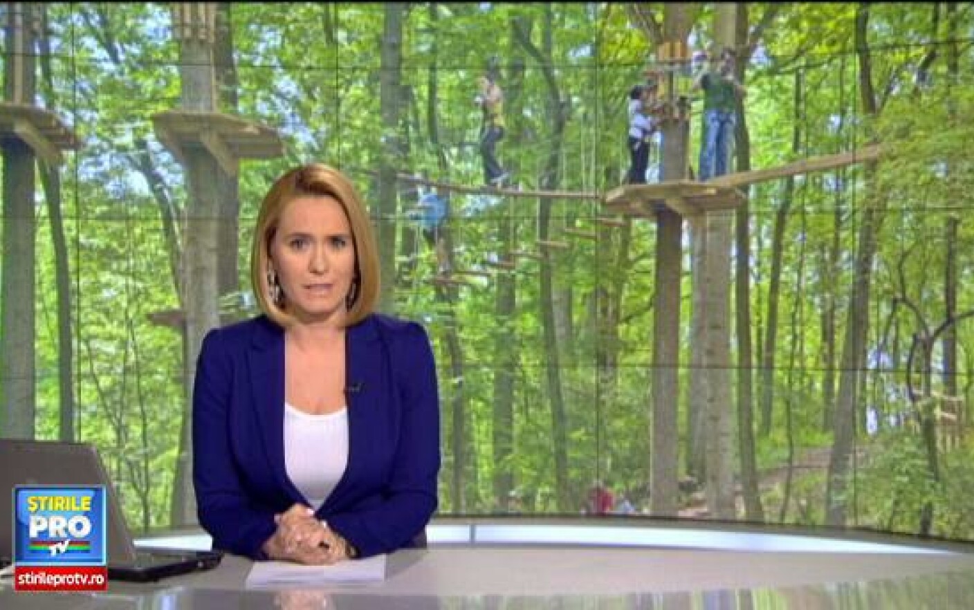 Video - Vacanta de Pasti s-a extins pentru multi romani. Parcurile de ...