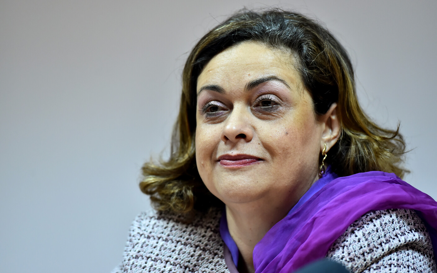 Ministrul Muncii, Ana Costea, si-a dat demisia in urma scandalului ...