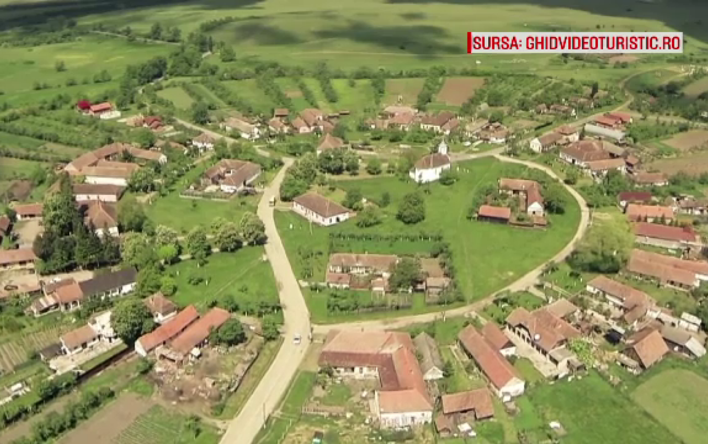 Unde se afla singura asezare perfect rotunda din Romania. Zona nu are ...