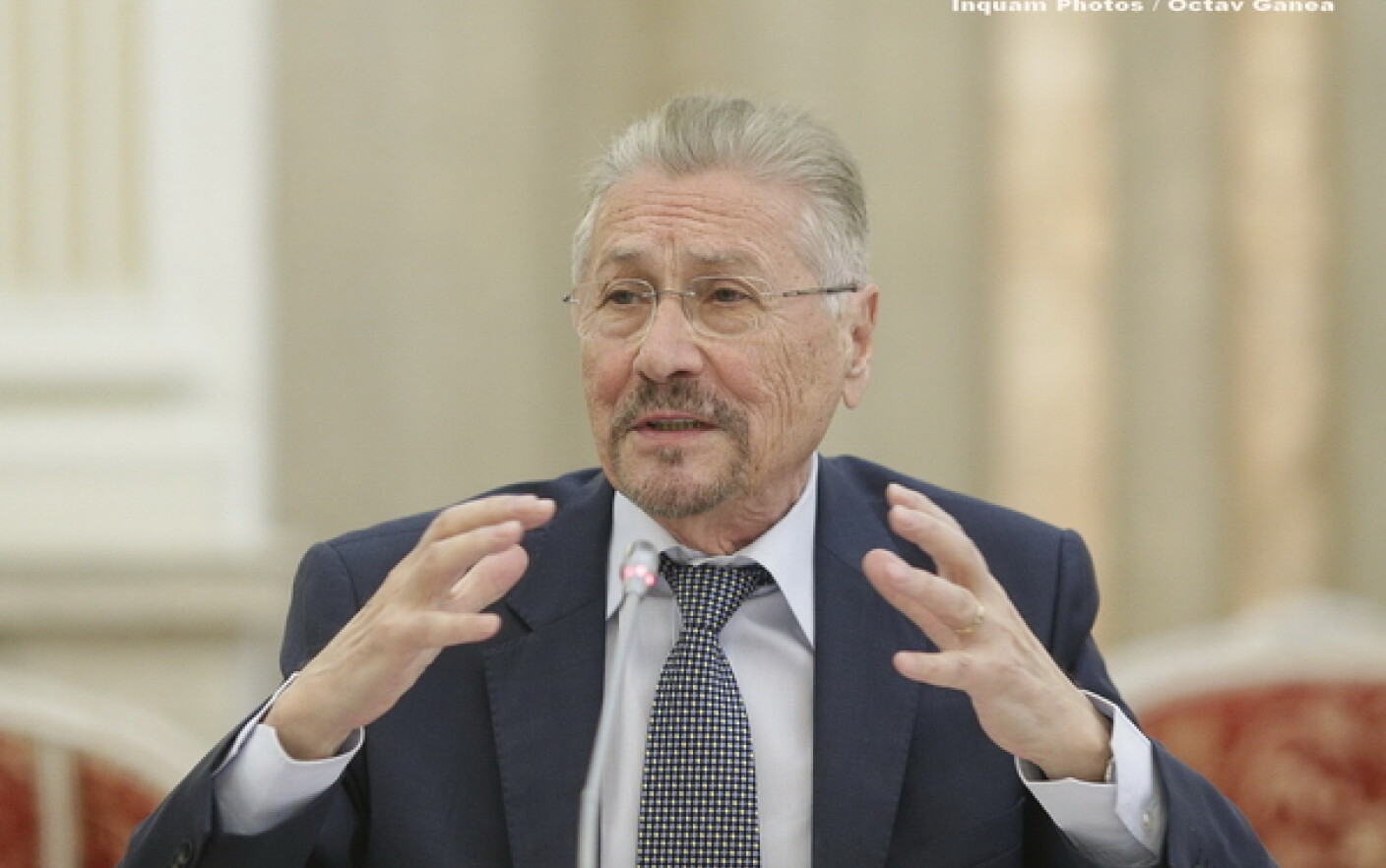 Emil Constantinescu a mers la Spitalul Elias. Mesajul transmis de ...