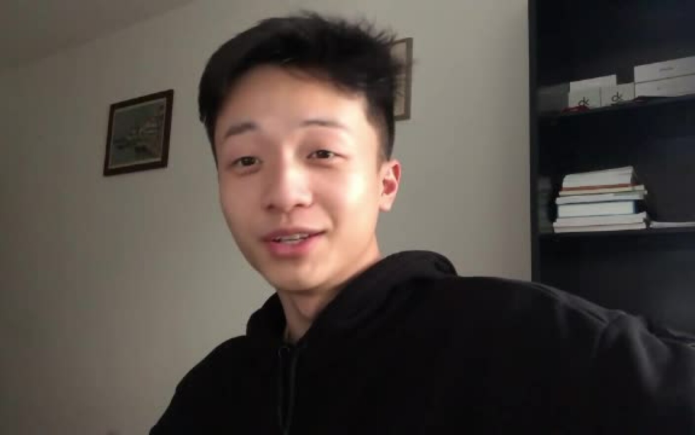 iLikeIT. Cel mai cunoscut vlogger chinez din România, Ceanu Zheng ...