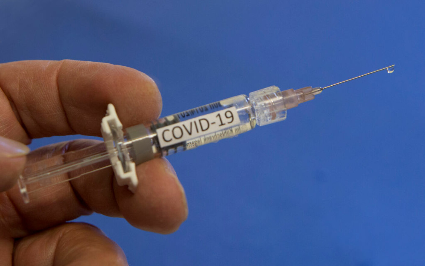 În lume se lucrează la peste 20 de vaccinuri anti-coronavirus. Când va ...