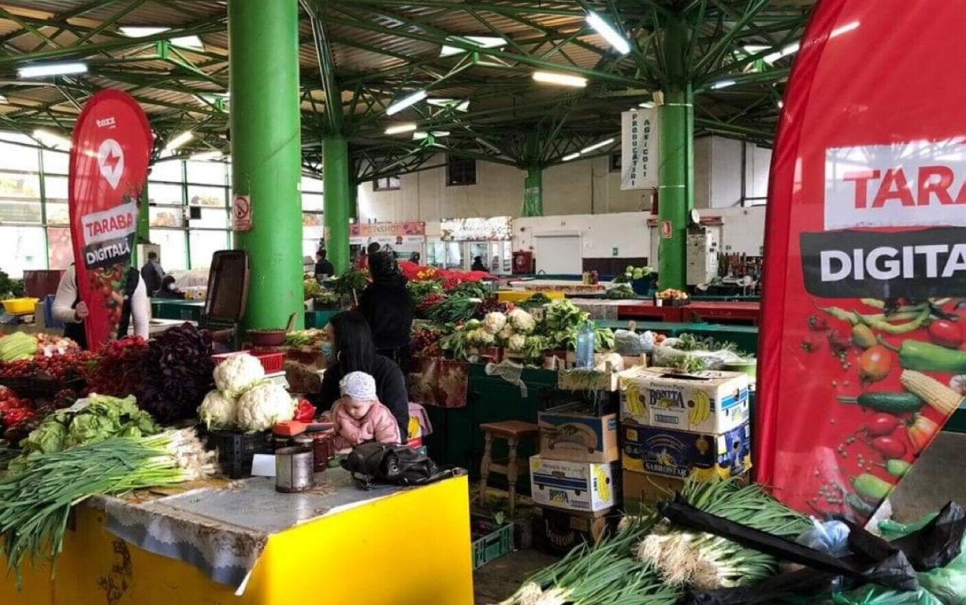 (P) Tazz by eMAG livrează la ușa clienților legume și fructe proaspete ...