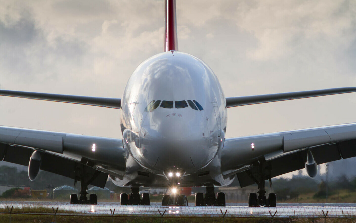 Tipuri de avioane de pasageri. Diferențele dintre Boeing și Airbus ...