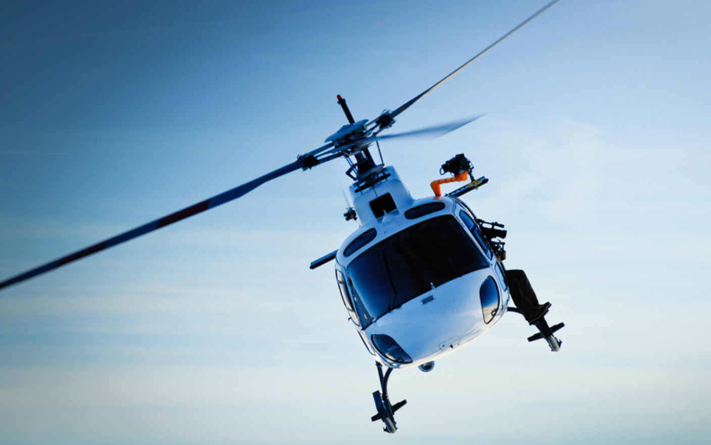 Un elicopter al Republicii Moldova a aterizat de urgenta in Afganistan ...