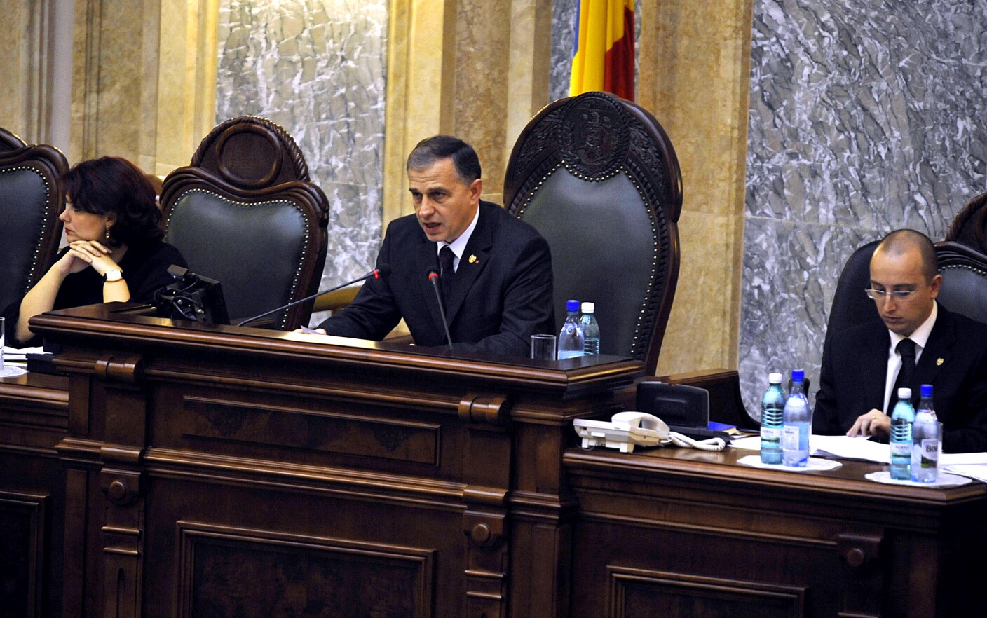 Geoana: In mai avem nevoie de circa 20 de miliarde de euro ...