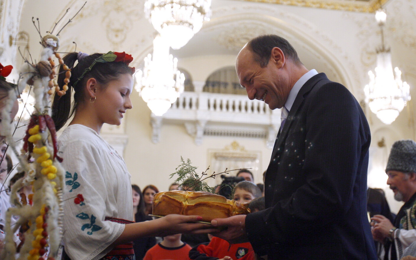 Colindatori la Cotroceni! - Stirileprotv.ro