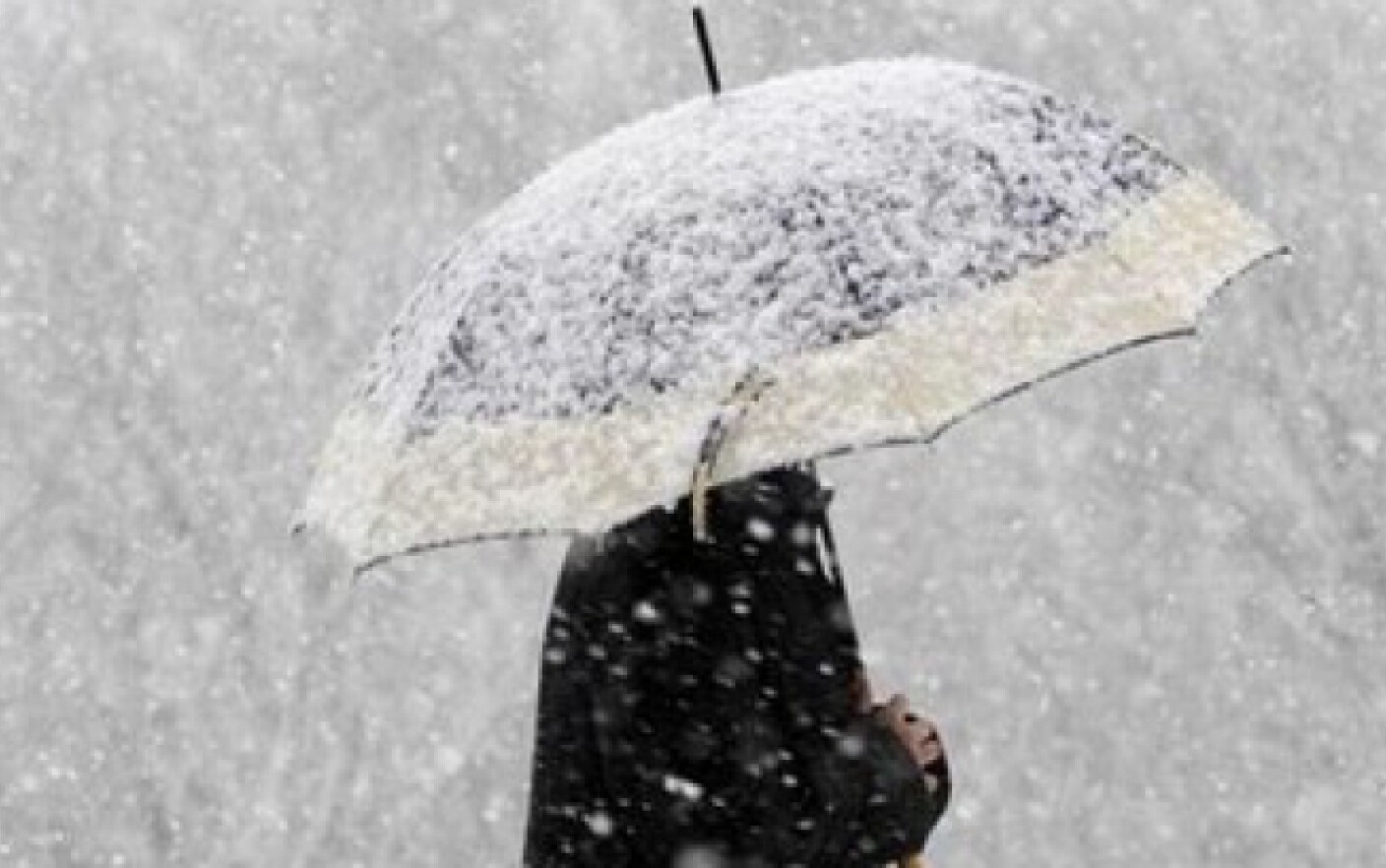 Temperaturile incep sa scada usor si apar precipitatiile. Cum va fi ...