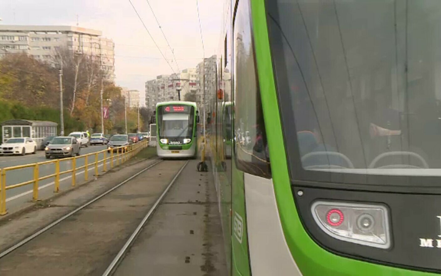 Primele 15 tramvaie noi au început să circule în Capitală. Bucureștiul ...