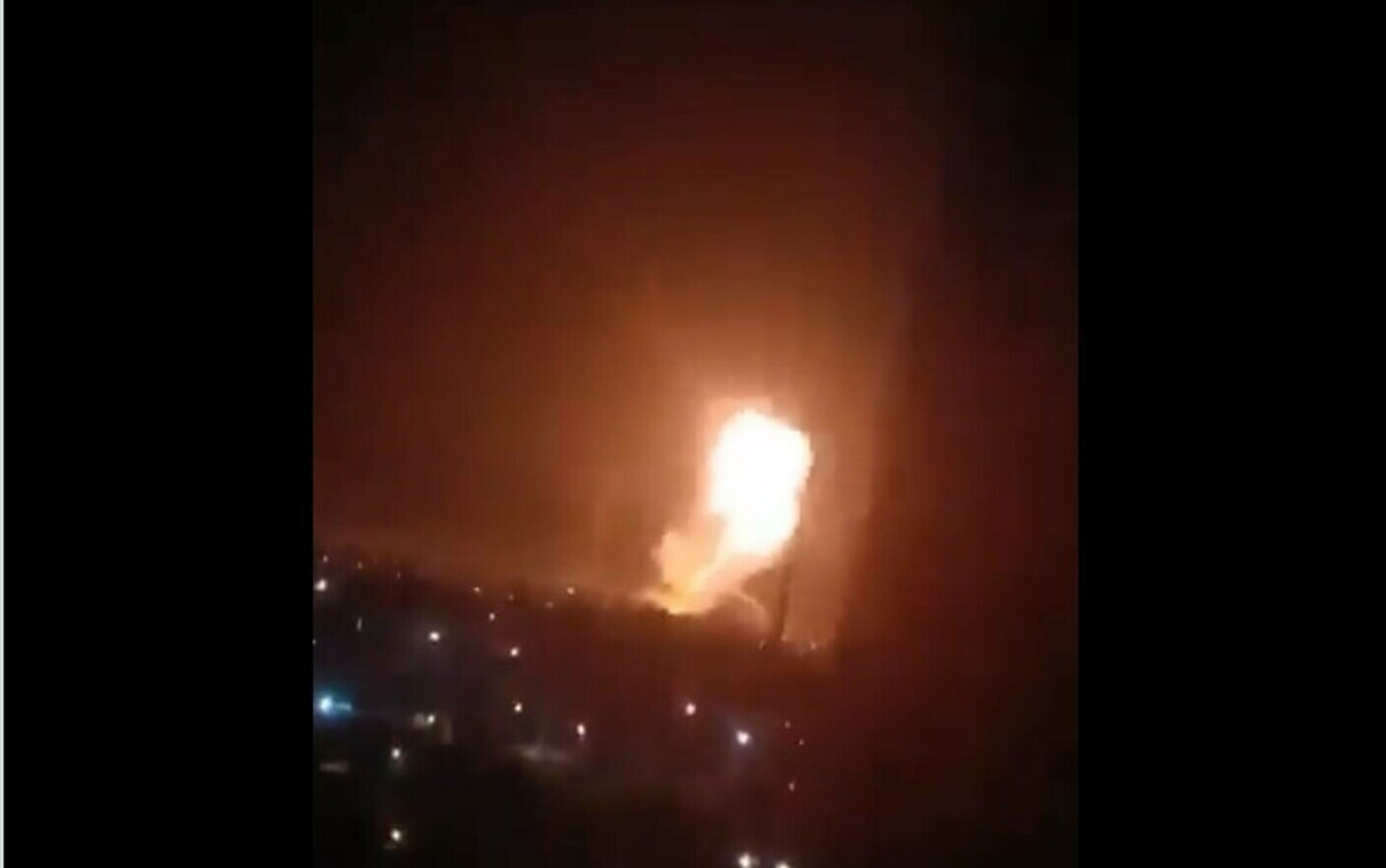 Explozie de proporții în regiunea Lugansk, ocupată de ruşi. Imagini cu ...