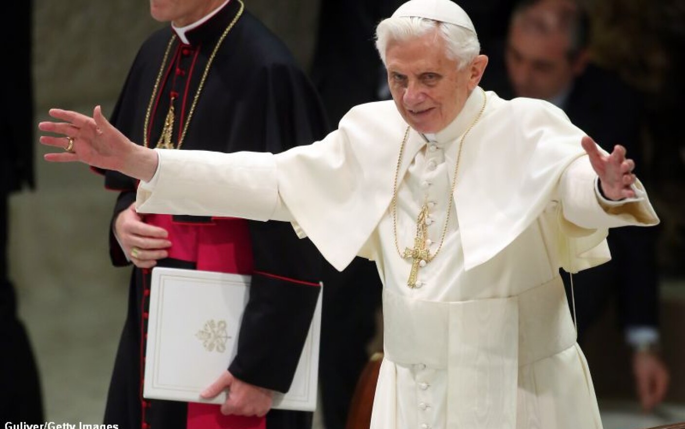 Cine este Papa Benedict al XVI-lea. Viata Suveranului Pontif care nu si ...