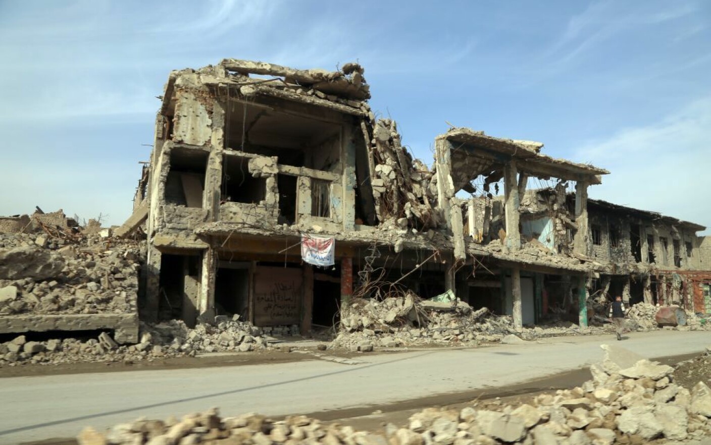 Imagini apocaliptice din Mosul, orașul distrus de războiul cu Statul ...