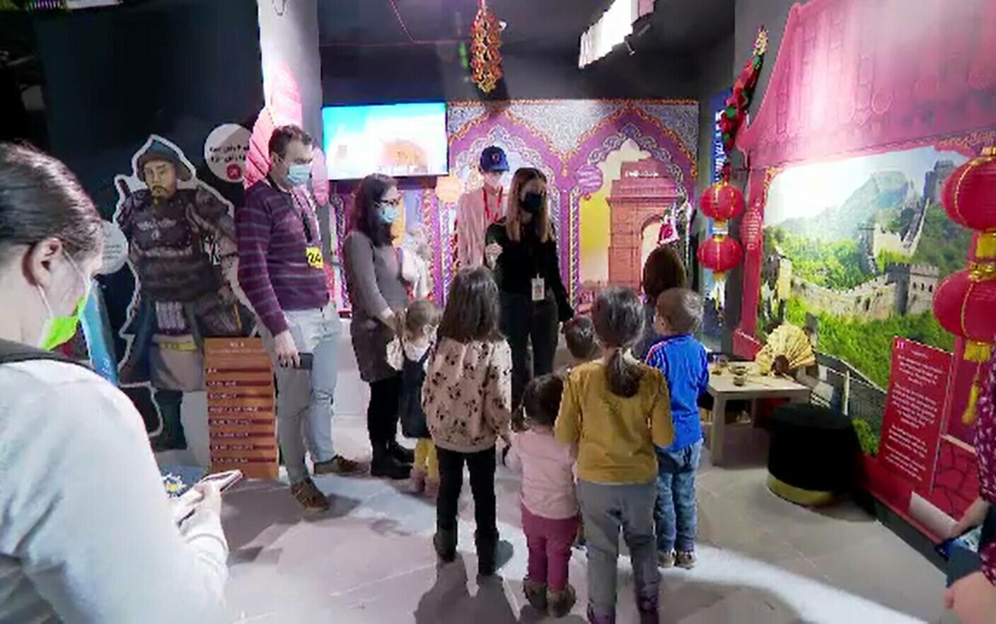 Muzeul Copiilor din București le-a pregătit celor mici o călătorie pe toate continentele ...