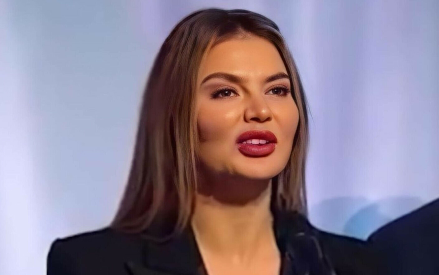 O casă pentru Alina Kabaeva, presupusa iubită a lui Putin, a fost ...