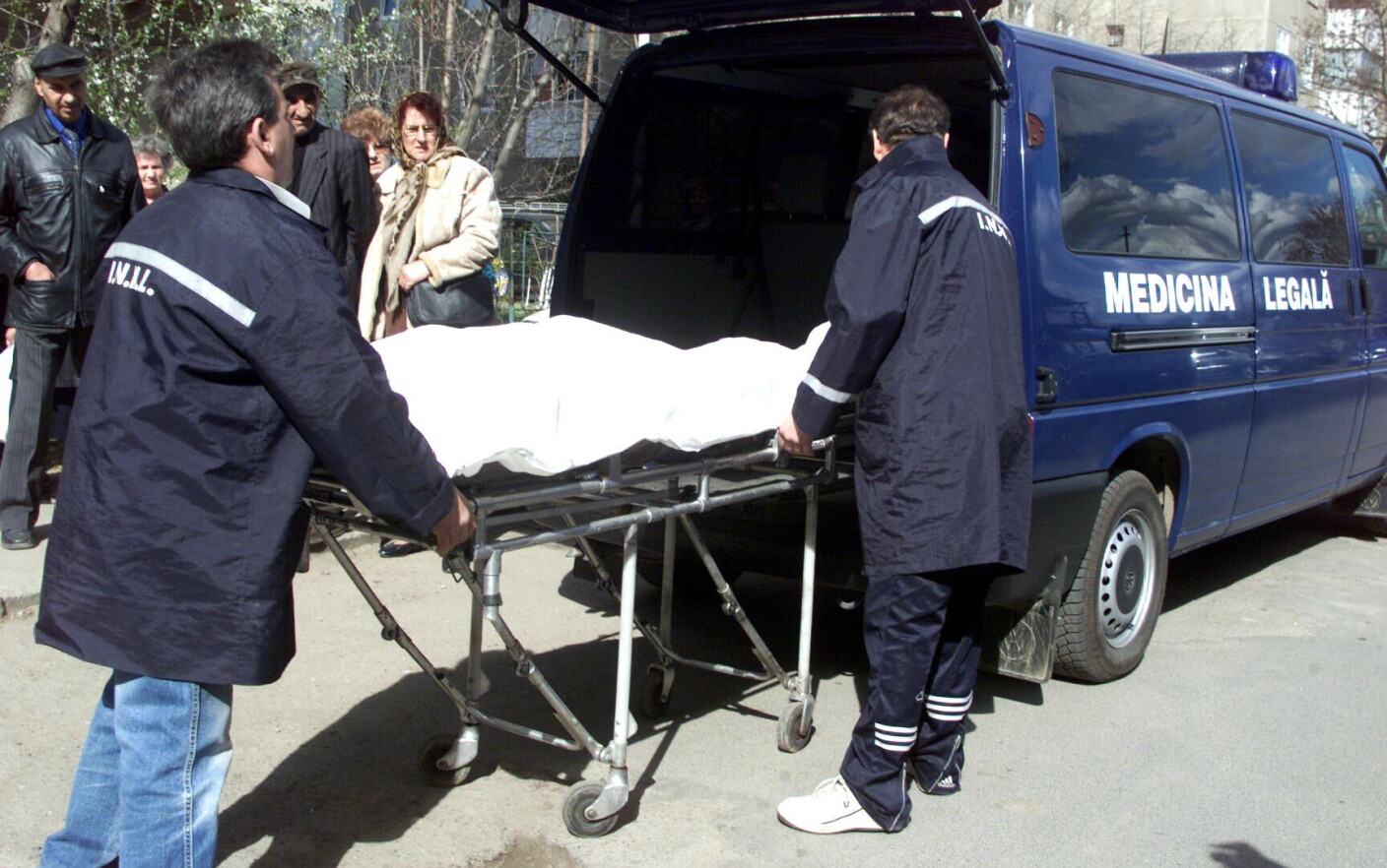 Cadavru in stare de putrefactie, descoperit in centrul orasului Satu ...