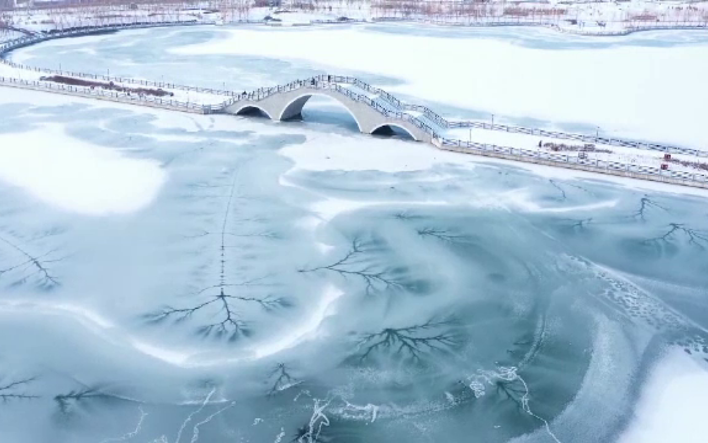 Imagini fascinante într-un oraș din China. Localnicii au rămas uluiți ...