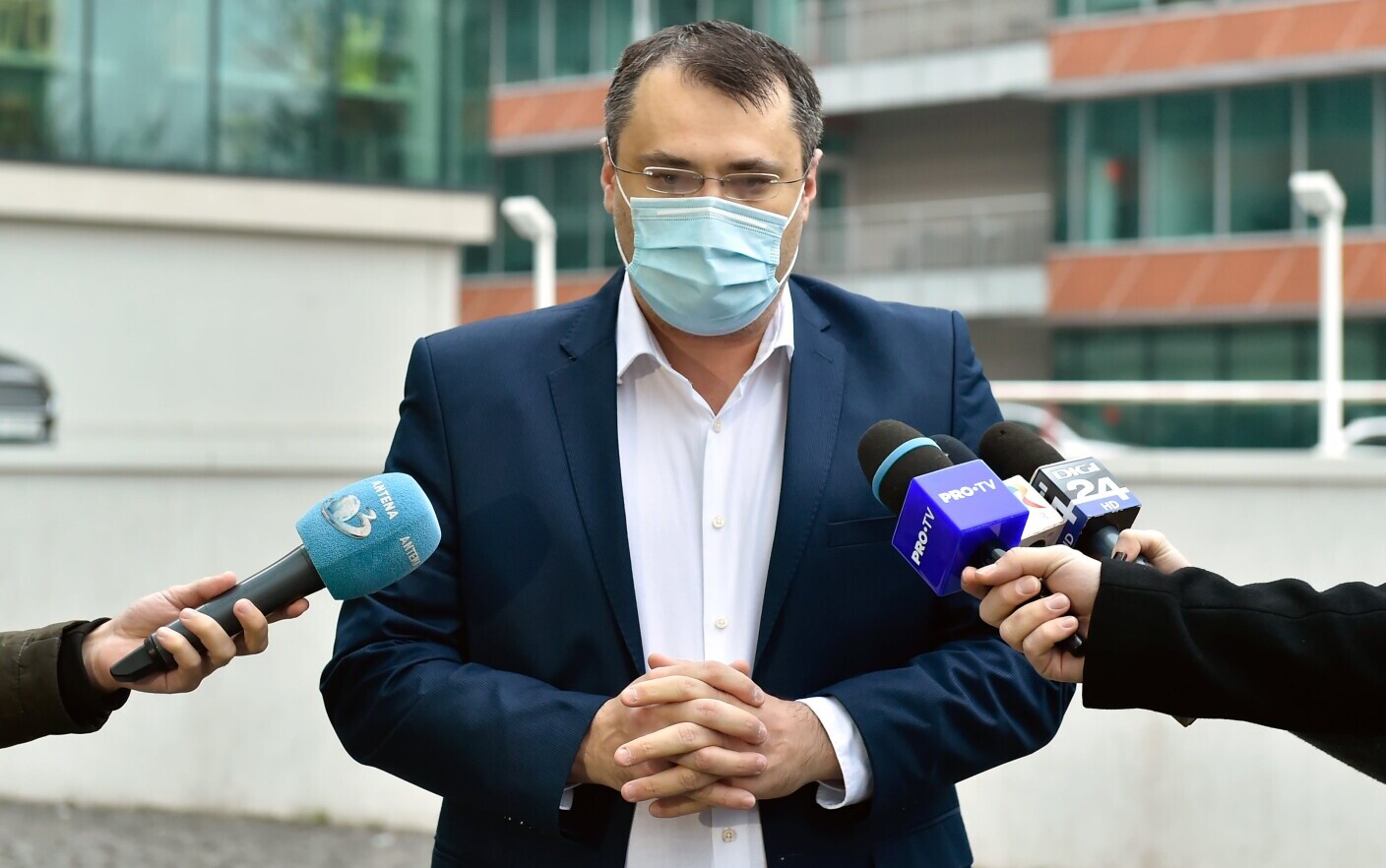 Cristian Ghinea, despre Ministerul Finanțelor Publice: Salariile mari ...