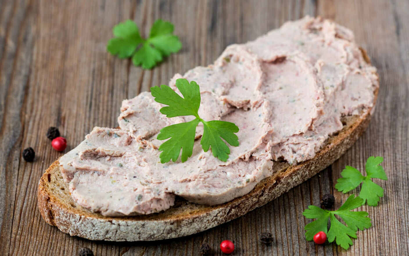 Ce conține, de fapt, pate-ul de porc. 45% este apă - Stirileprotv.ro