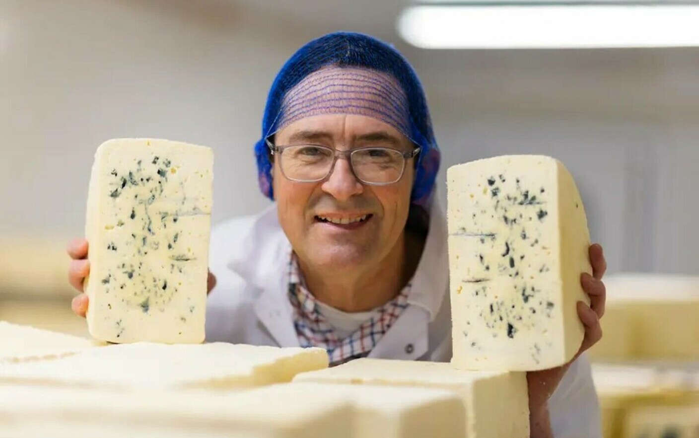 Cea mai urât mirositoare brânză din lume se găsește în Europa. Din ce ...