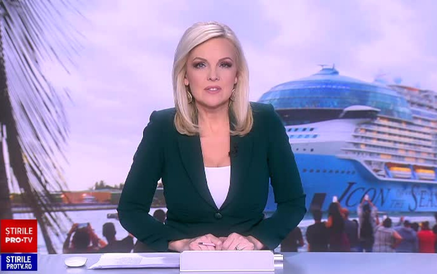 Video - „Icon of the Seas”, cel mai mare vas de croazieră din lume, a plecat în voiajul ...