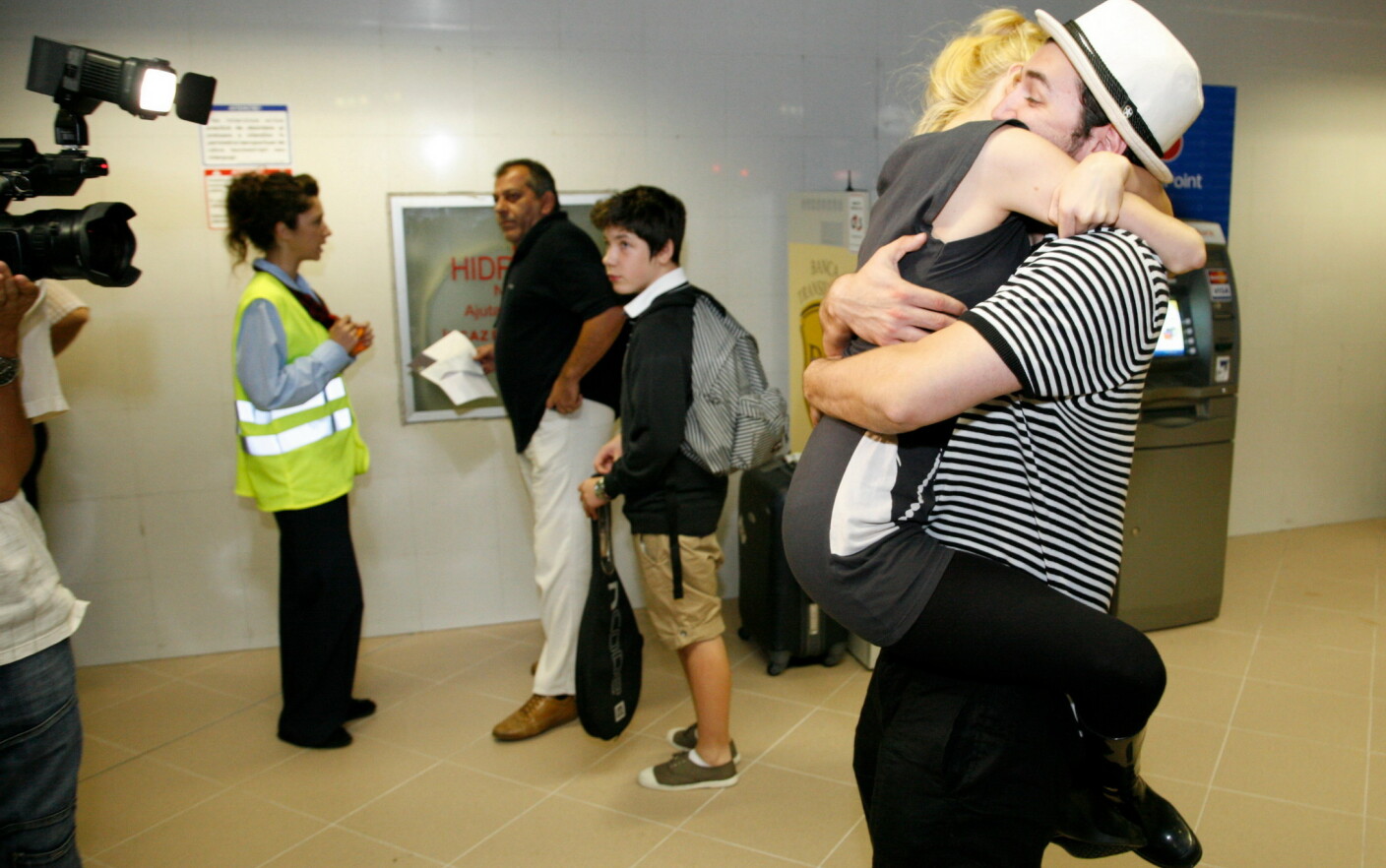 Laura Cosoi si Bogdan Boanta s-au intors din Mexic, de la Bailando ...