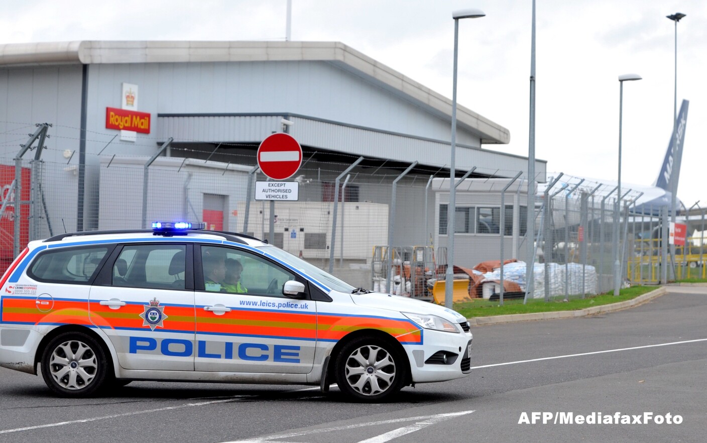 A fost snopit in bataie de iubita lui, dupa ce a primit o poza de la o ...