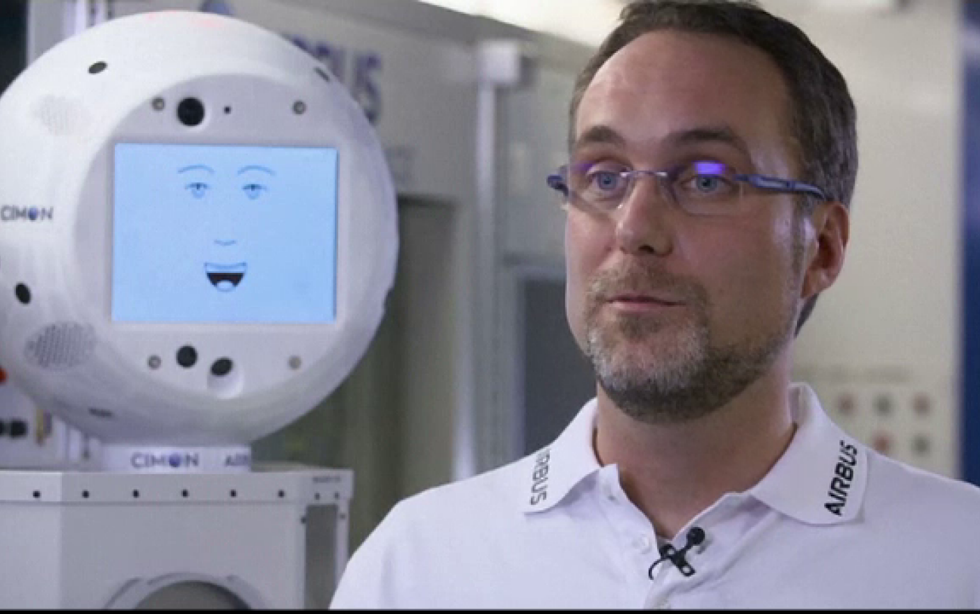 Primul robot "astronaut" se va alătura personalului de pe Staţia ...