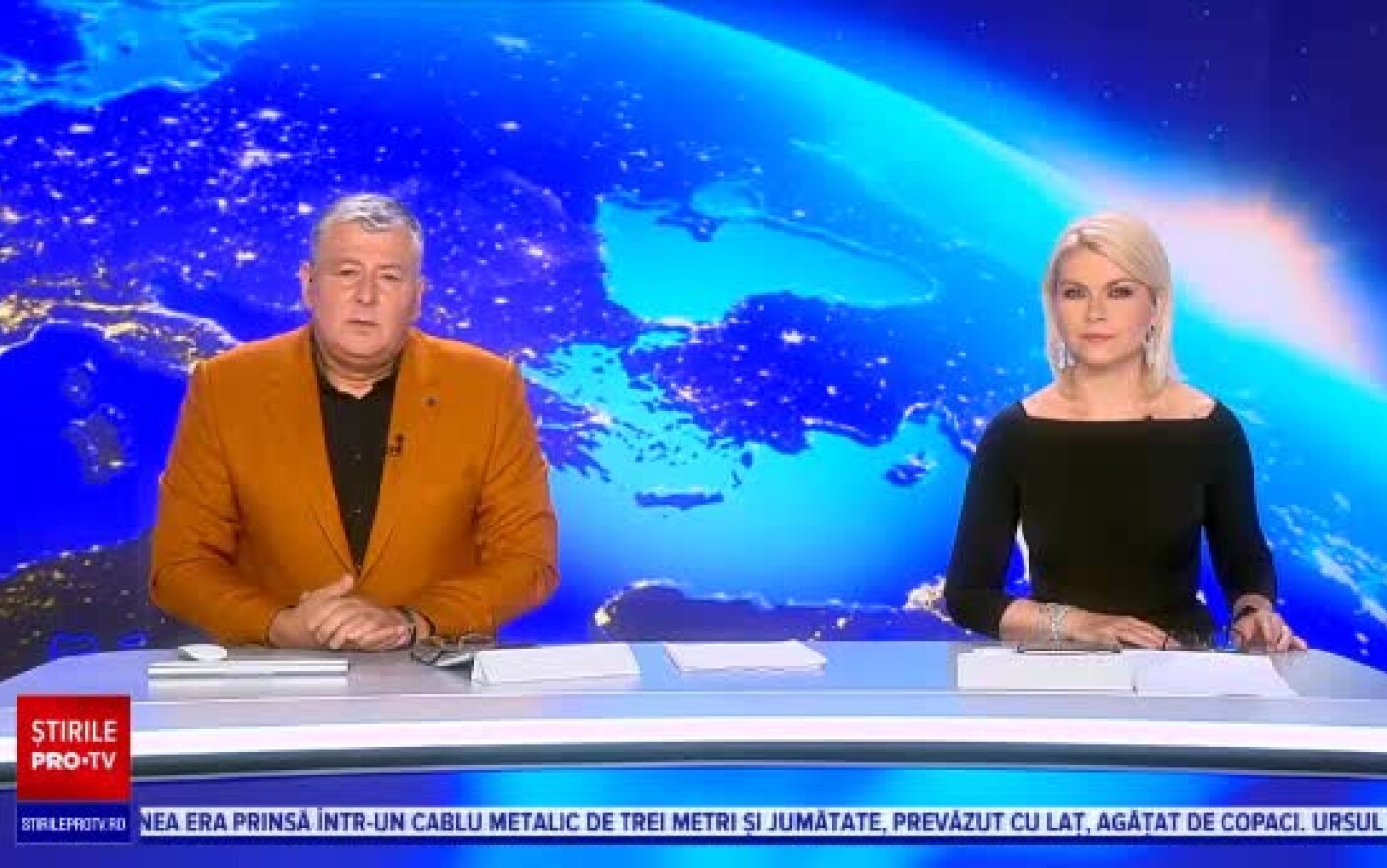 Video - Explozie spectaculoasă în Marea Caspică. Un vulcan a aruncat în ...