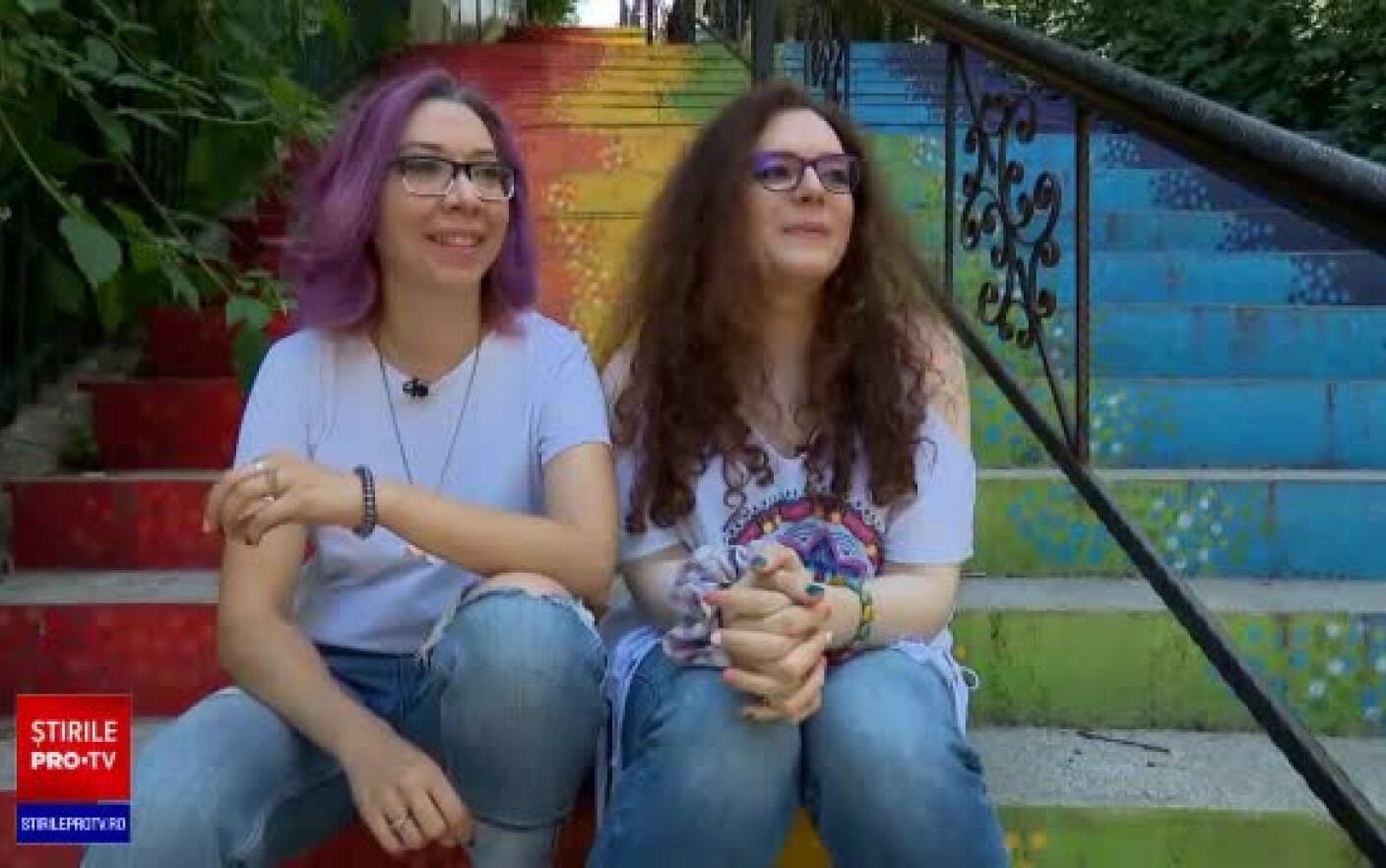 Video - În România a avut loc prima căsătorie dintre o femeie și un ...