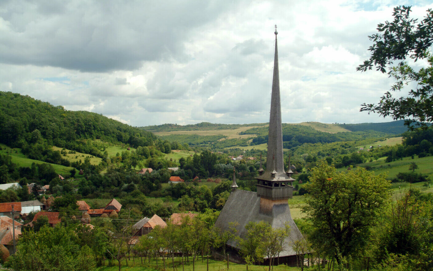 Locuri de vizitat în Sălaj. Principalele obiective turistice din Zalău și împrejurimi ...