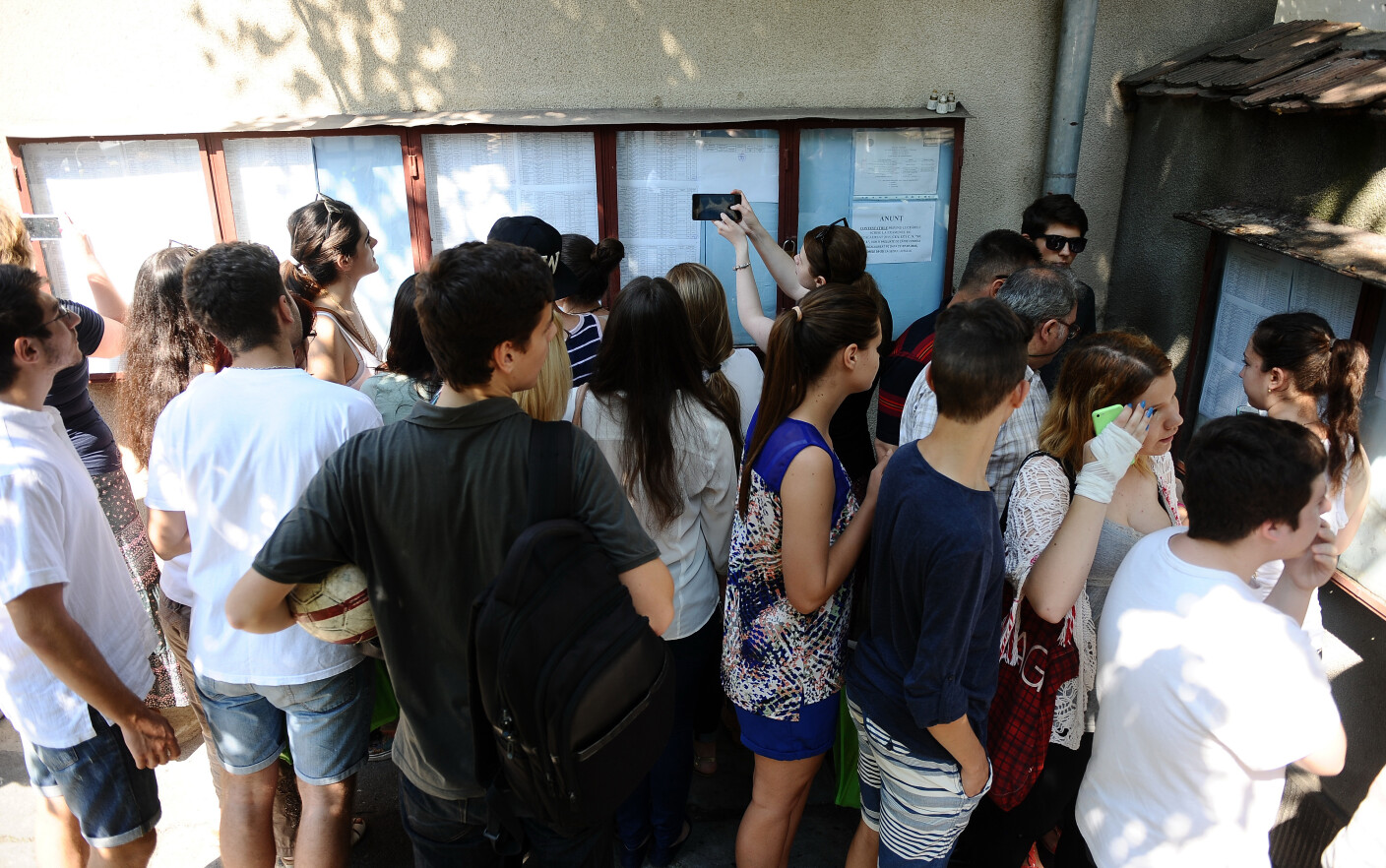 BACALAUREAT 2016. Elevii au sustinut luni proba orala la Romana ...