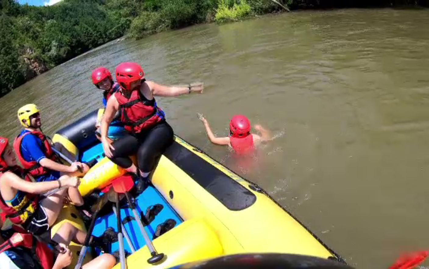 Râurile din România care atrag turiştii străini. "Caută aventura ...