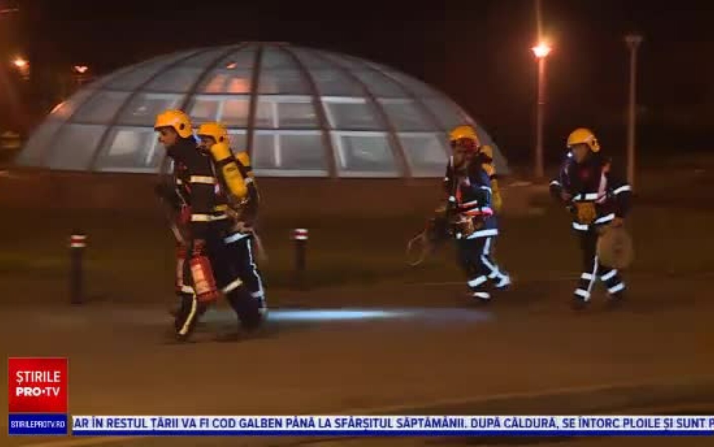 Video - Desfășurare masivă de forțe, în centrul Capitalei. ISU a ...