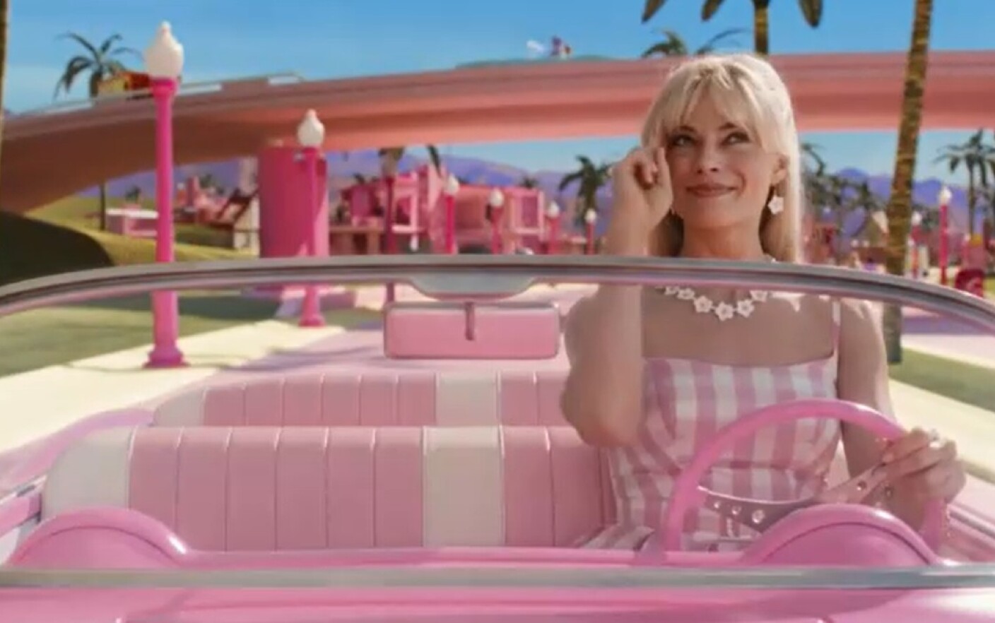 Penurie globală de vopsea roz cauzată de filmul „Barbie”. Scuza găsită ...