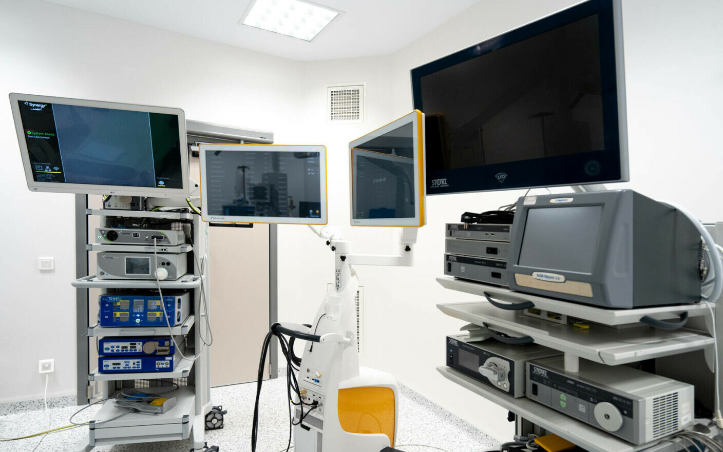 (P) Hernia de disc, tratată rapid și minim invaziv cu tehnologie de ...