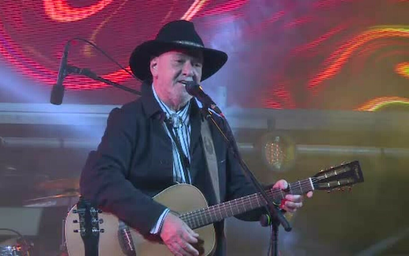 Concerte de muzică folk în aer liber. Festivalul ”Flori pentru suflet ...