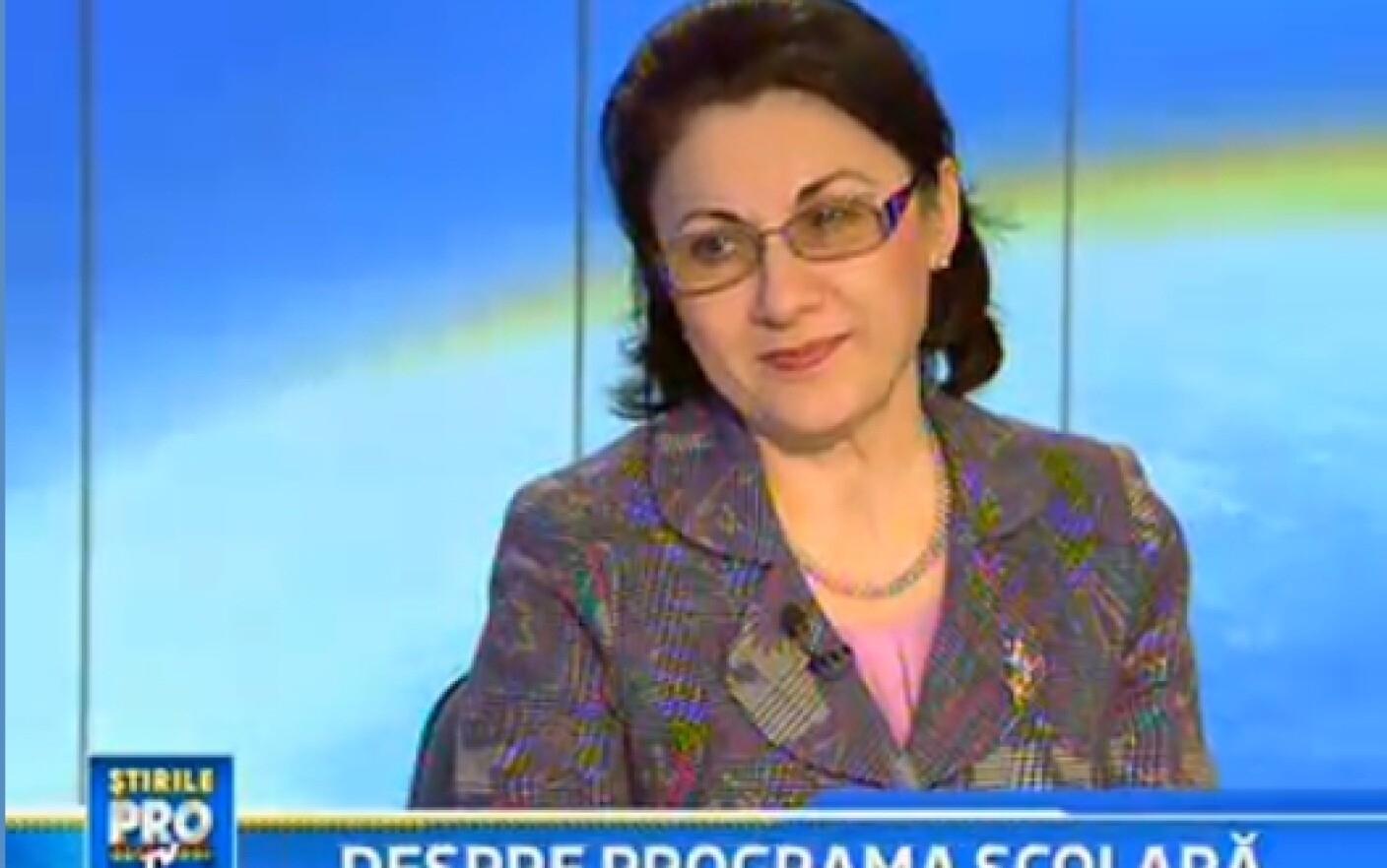 Ecaterina Andronescu: Reducem programa pentru a face scoala mai ...
