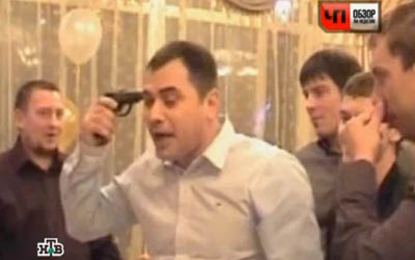 Video - SOCANT! A jucat ruleta ruseasca la nunta si s-a ales cu un ...