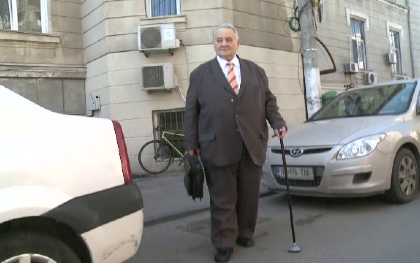 Academicianul Bogdan Alexandru, inculpat de DNA pentru ca ar fi pierdut ...