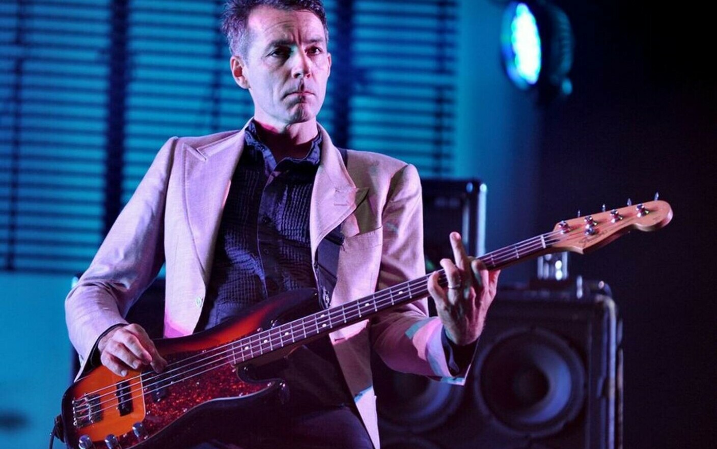 Legenda trupei rock Pulp, Steve Mackey, a murit la 56 de ani ...