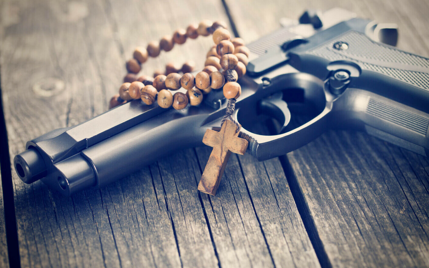 Una dintre cele mai dure poliții din lume recurge la exorcizare ...