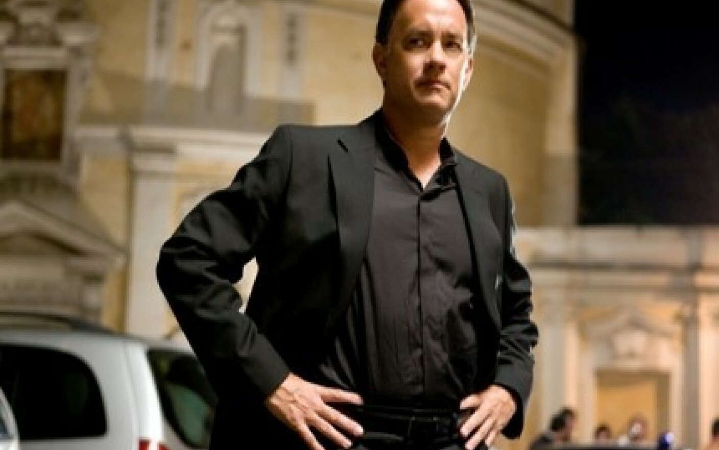 "Larry Crowe", revelatia verii. Filmul ii aduce impreuna pe Julia ...