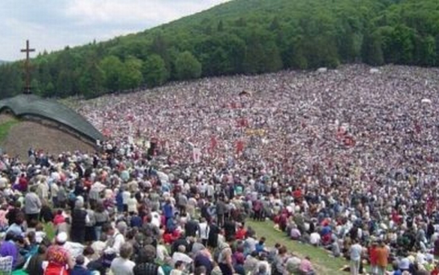 Pelerinaj impresionant: 100.000 de catolici la Sumuleu Ciuc, in ...