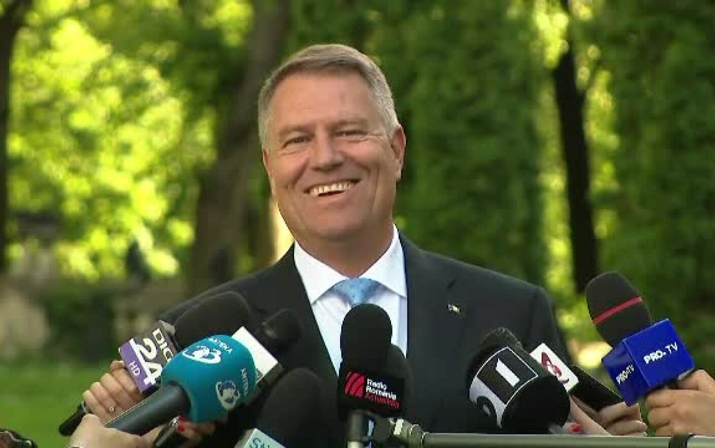 Iohannis, râzând: ”PSD-ul nu va mai primi încă o nominalizare de ...