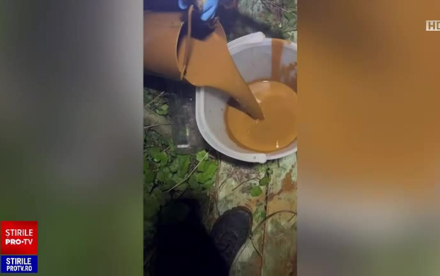 Video - De ce s-au colorat apele râului Bistrița în cărămiziu. „După ...