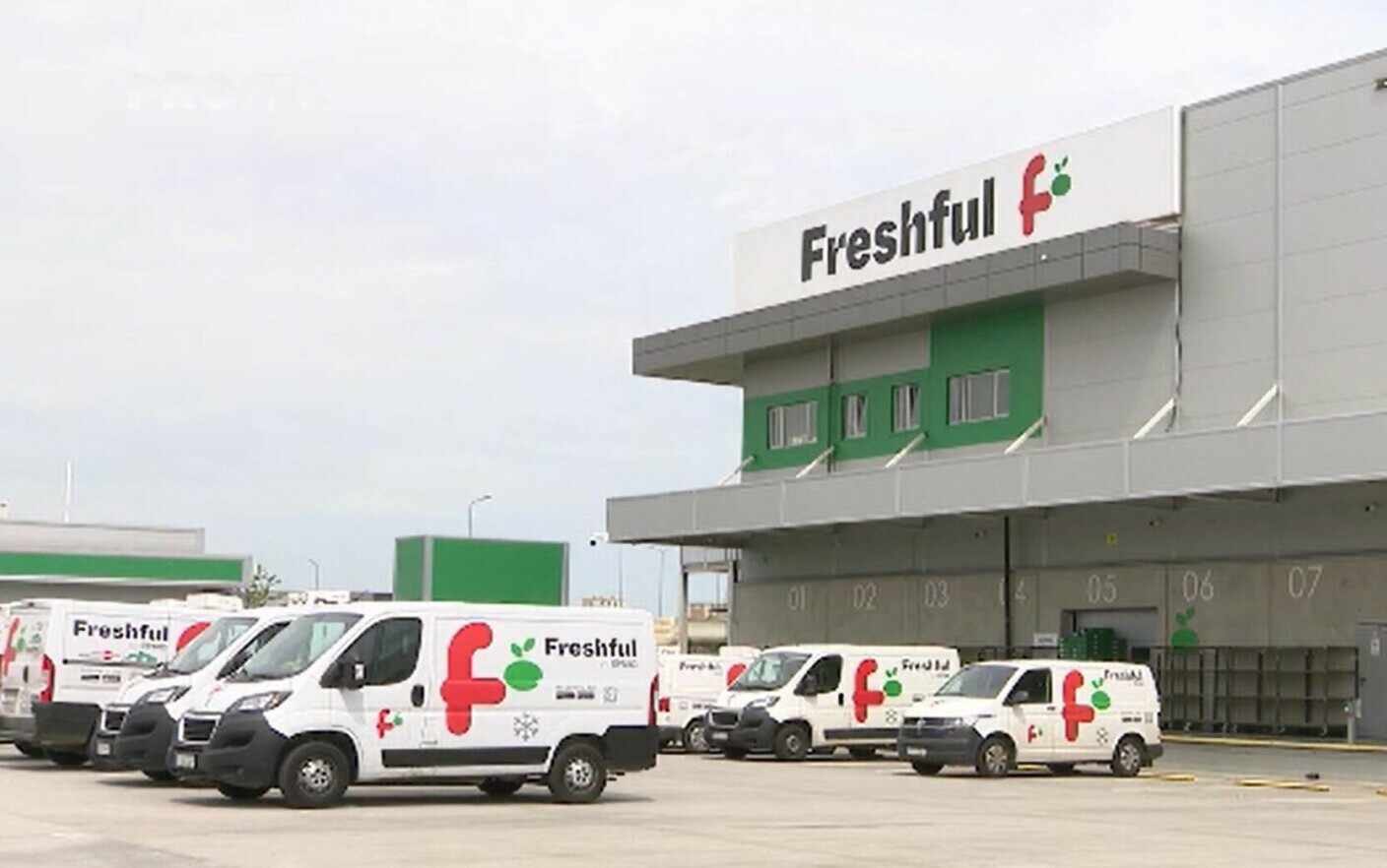 (P) Freshful, primul hipermarket online, numără peste 100.000 de ...