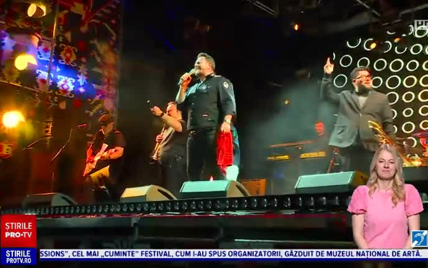 Video - Distracție cu zeci de mii de spectatori la festivalul „Miez”. Horia Brenciu și „Mahala”